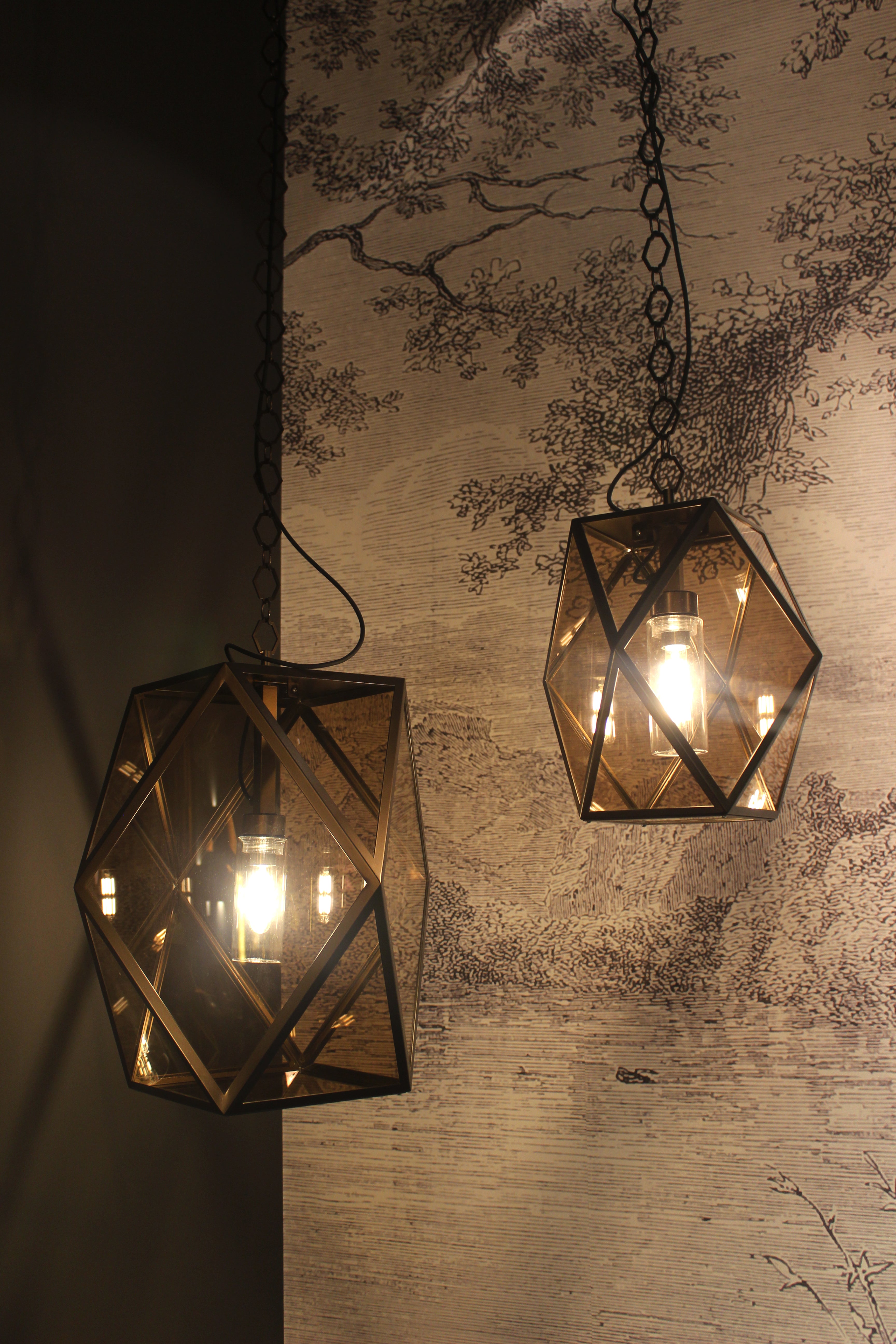 Muse Lantern Outdoor SO Medium – Egg & Dart PDQ